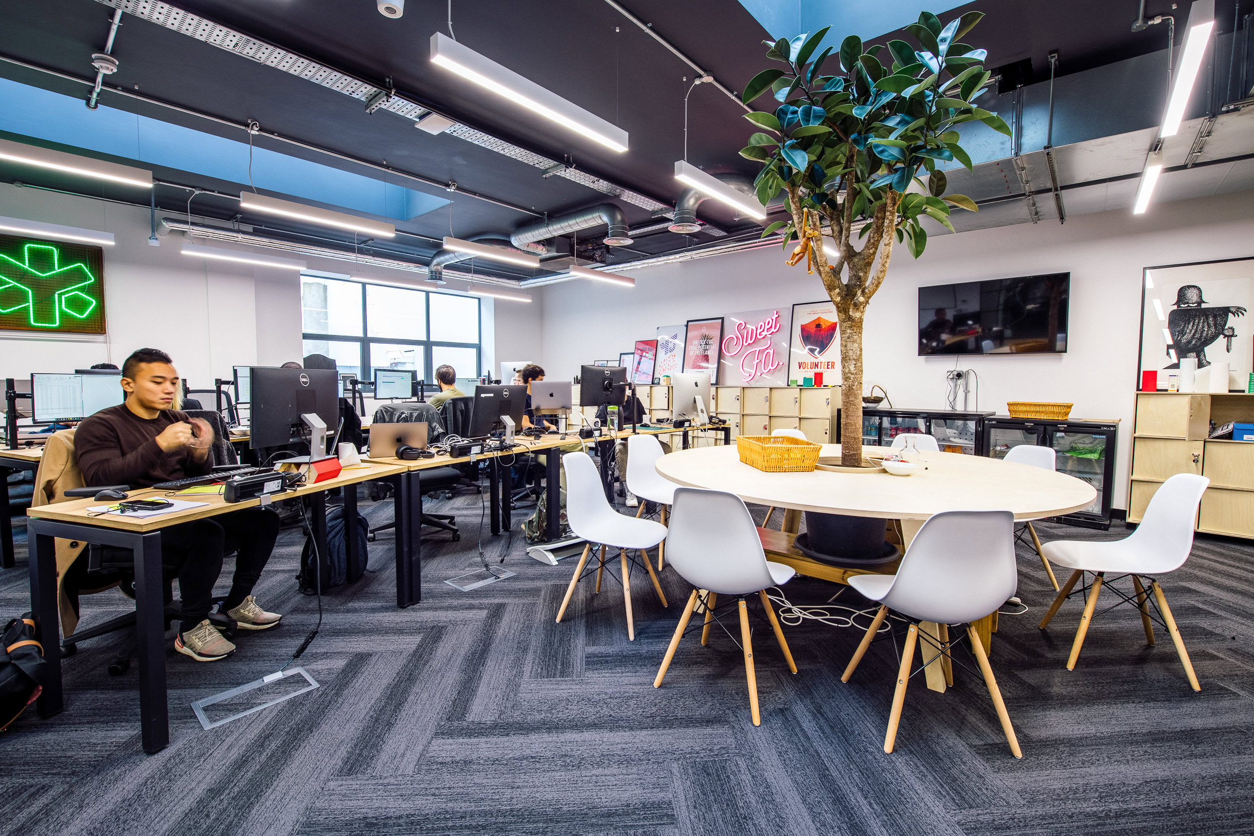 How To Choose A Startup Office Space: Design, Location & Layout | Work.Life